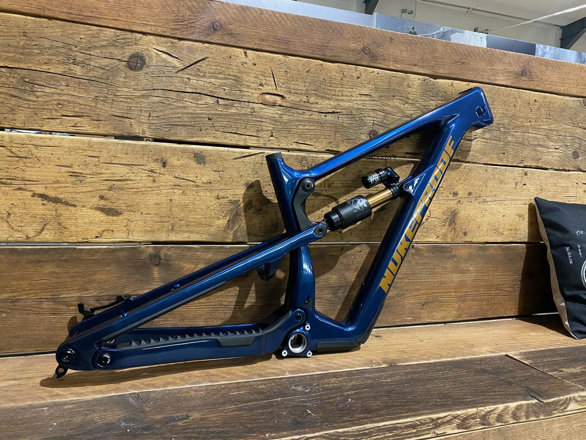 2022 Nukeproof Mega 297 Carbon Frame Blue / Black Kraken Blue M